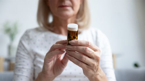 Managing Substance Use in Older Adults | CARLAT PUBLISHING